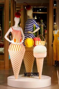 Fashion visual merchandising tips: Pyramid - Italian E-Learning Fashion ...