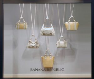 Fashion visual merchandising tips: Pyramid - Italian E-Learning Fashion ...